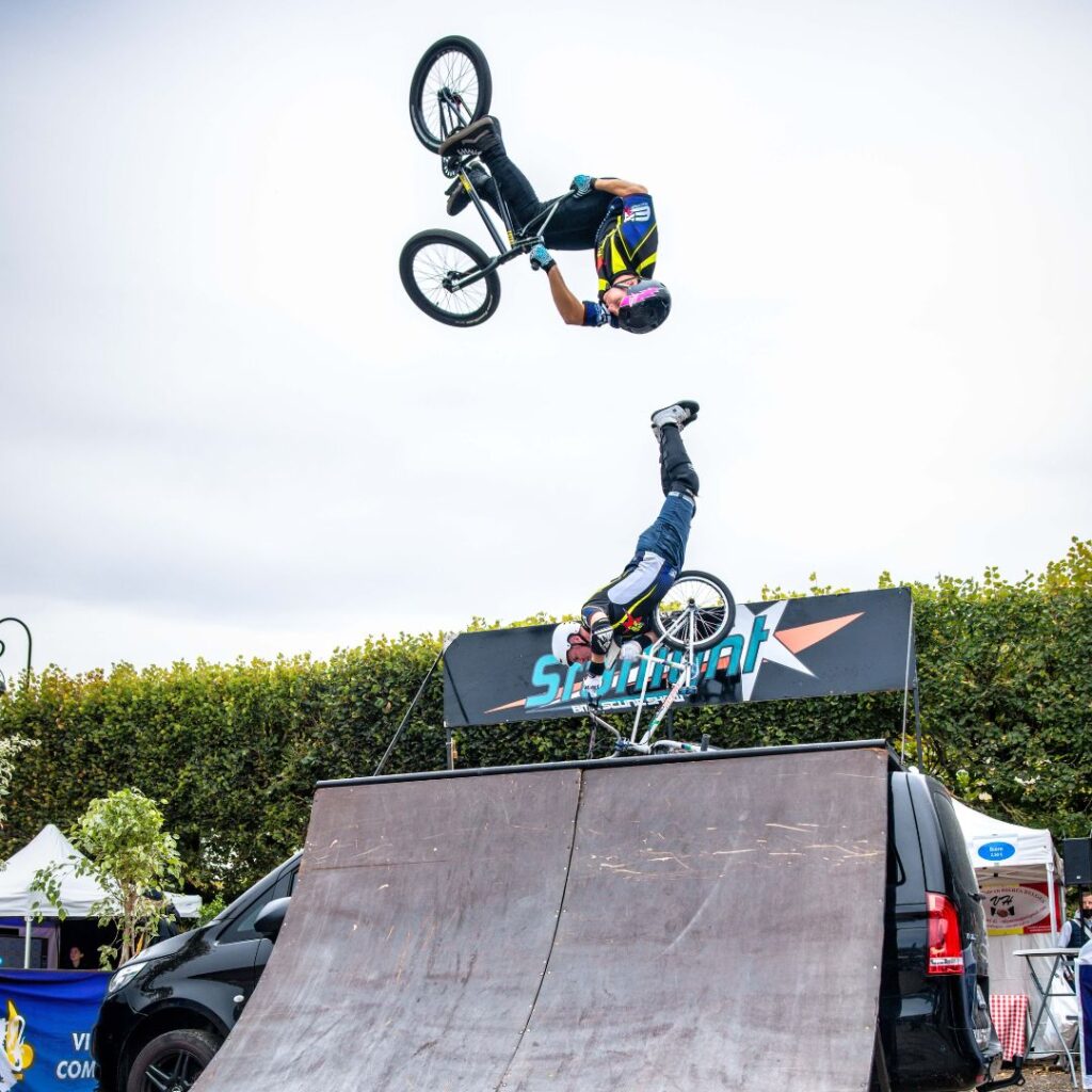 Démo bmx, Spéctacle bmx - Starlight BMX Stunt Show - N°1 en Europe